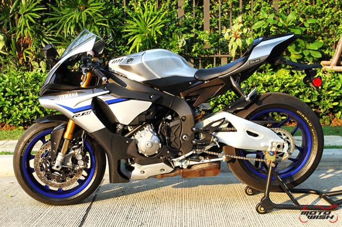 Review : Yamaha YZF-R1M VS R1 60th Anniversary Edition ครั้งแรกในไทย ...
