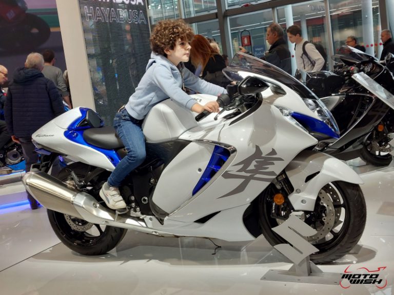 ยลโฉม Suzuki Hayabusa 2023 สีใหม่ สวยโดนใจทุกสี - MOTOWISH