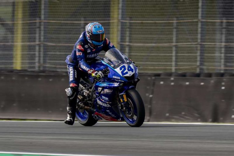 “เบาติสต้า” ระเบิดฟอร์มคว้าแฮตทริก เหมาแชมป์ WorldSBK สนามที่ 3 เนเธอร์แลนด์ - MOTOWISH