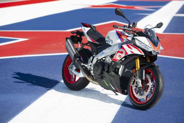 Aprilia เปิดตัวสีใหม่ รถรุ่นเรือธง RSV4 และ Tuono V4 ปี 2023 - MOTOWISH