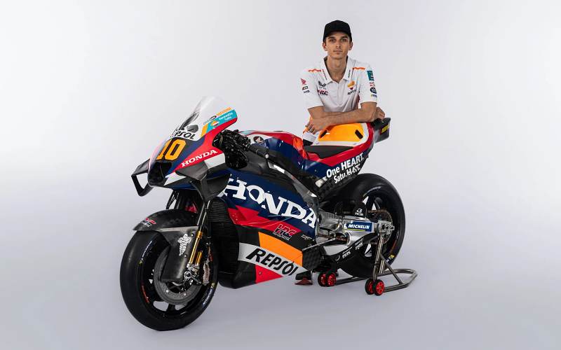 แทบจำไม่ได้!! Repsol Honda แปลงโฉมครั้งใหญ่ ลุยศึก “โมโตจีพี” ฤดูกาล 2024 [อัลบั้มภาพ] - MOTOWISH