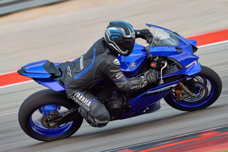เปิดตัว 2025 Yamaha YZF-R9 สปอร์ตไบค์เวอร์ชั่นใหม่ พร้อมรายละเอียด - MOTOWISH